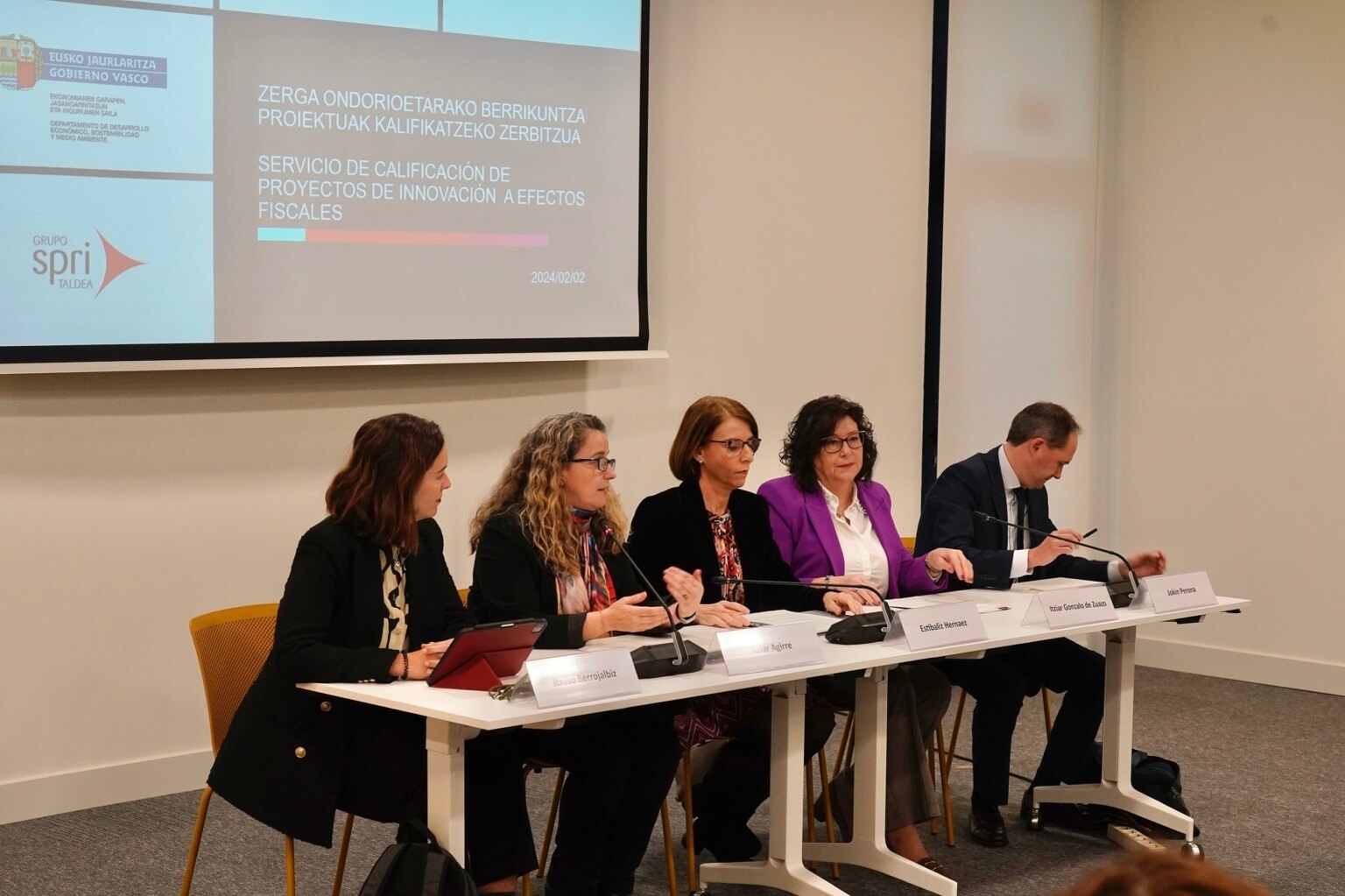 Diputaciones Forales y Gobierno Vasco presentan el nuevo servicio de SPRI de informes de ...